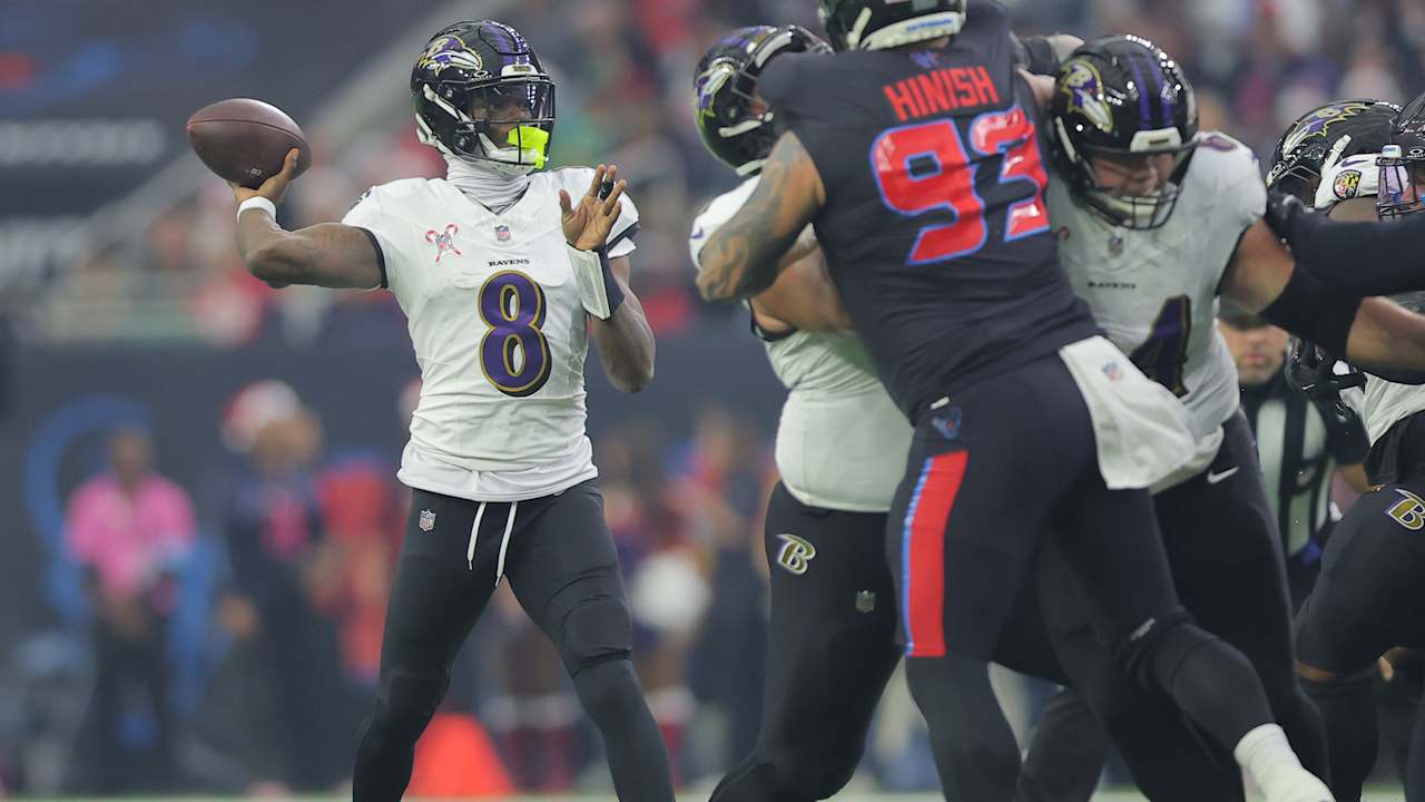 Game Action Gallery: Ravens at Texans, Week 17