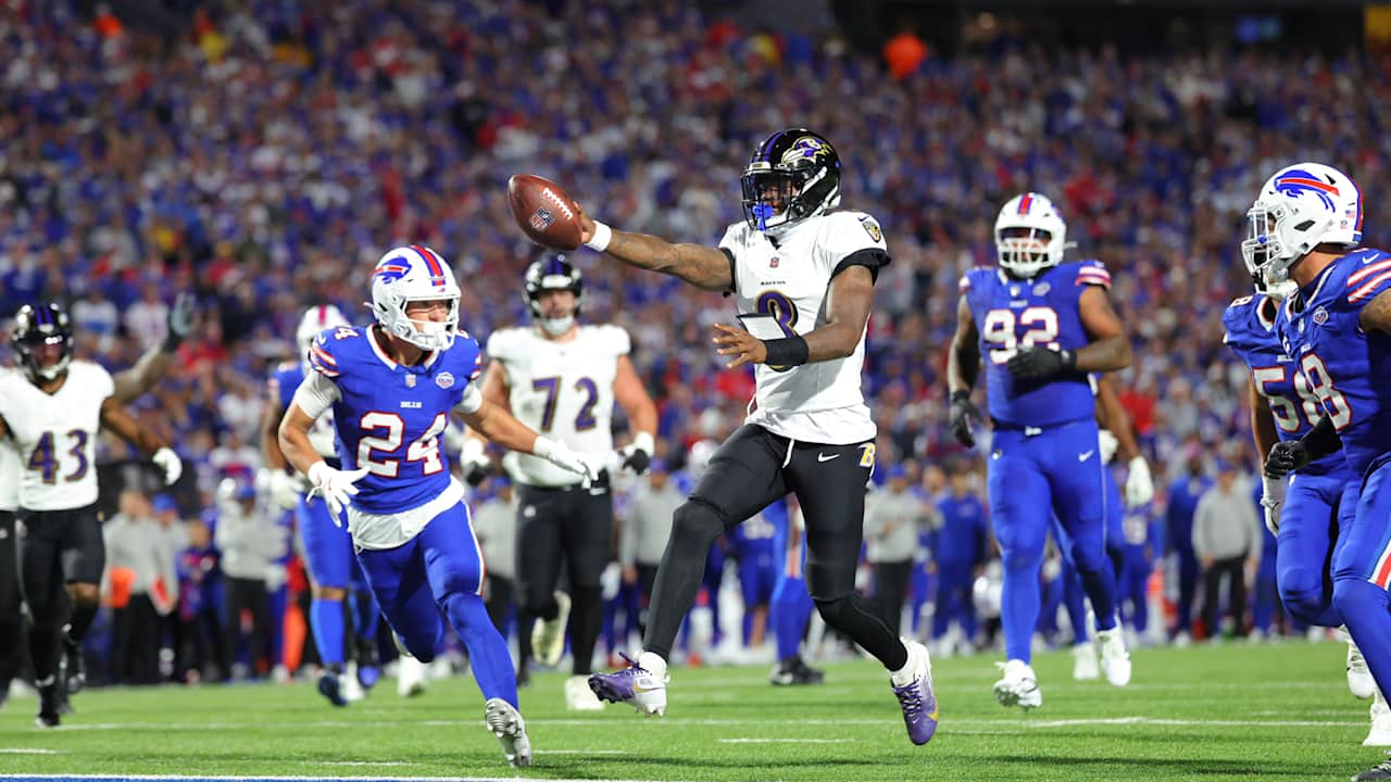 Lamar Jackson Scores His First Touchdown of 2025 Season