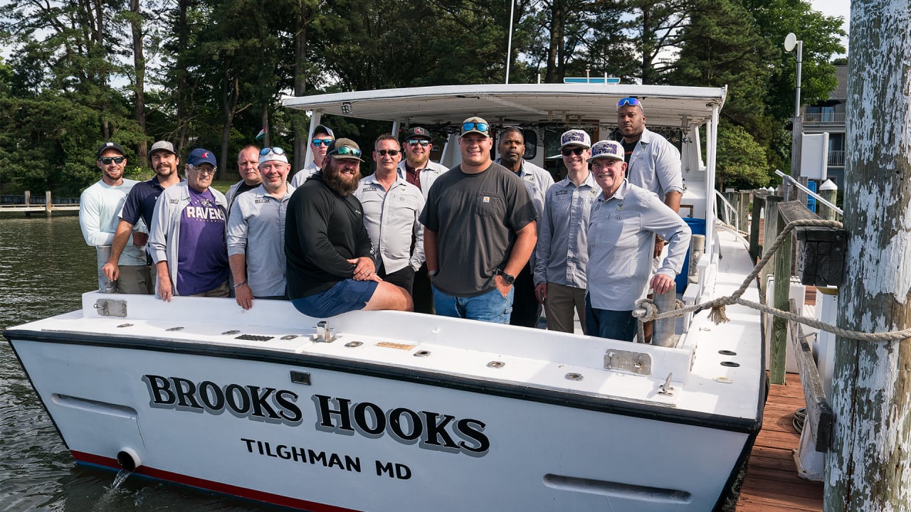 Tyler Linderbaum & Ben Cleveland Fish With Military Veterans
