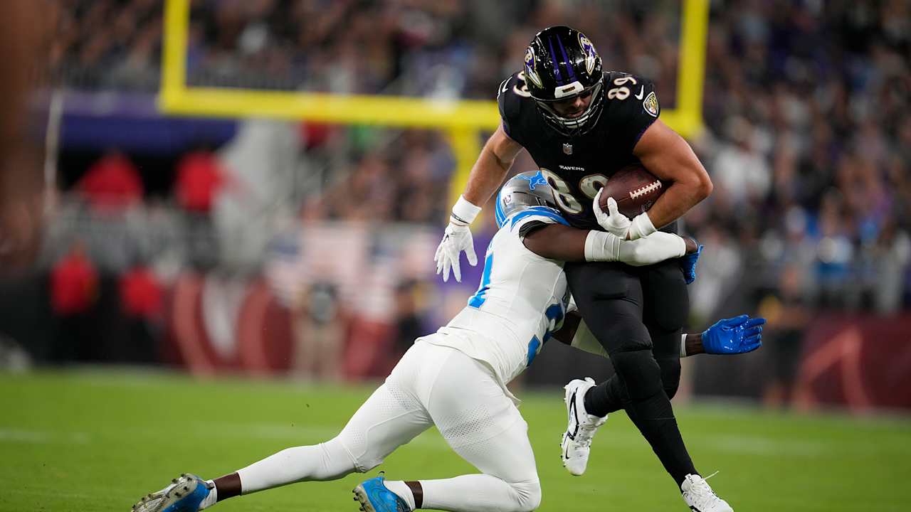 Mark Andrews Grabs 19-Yard Catch | Game Highlight