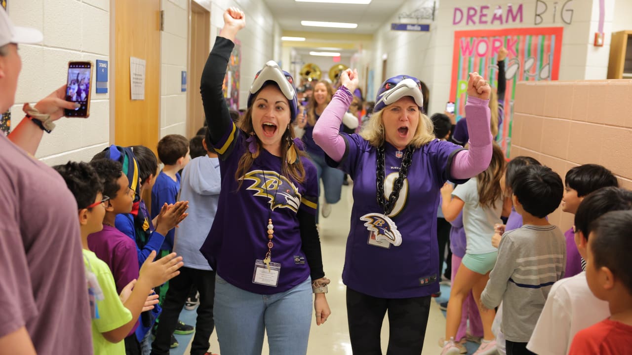 Photos: Baltimore Is Lit on AFC Championship Purple Friday