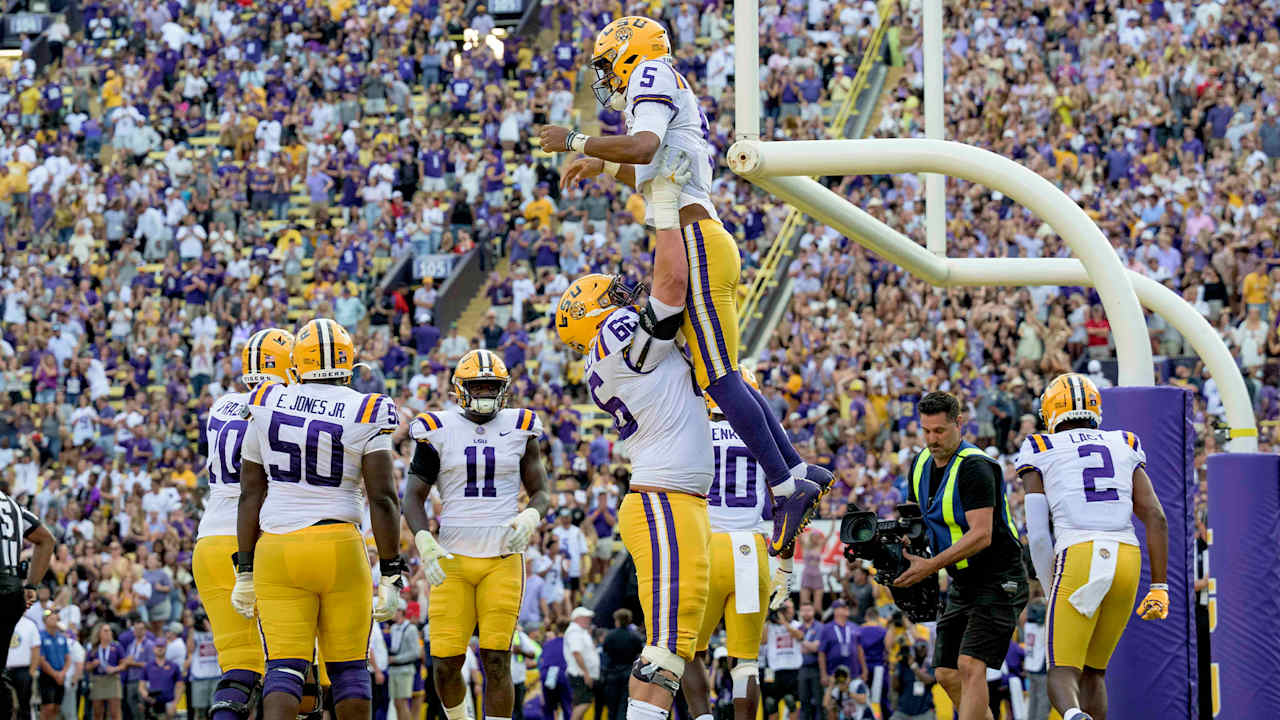 'He does everything right': LSU O-linemen respected Daniels ...