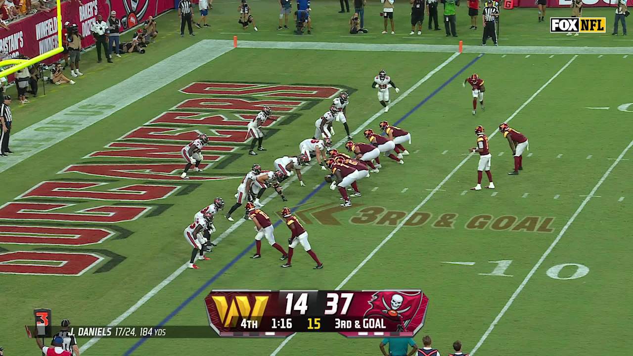 Jayden Daniels takes option play in for his second rushing TD