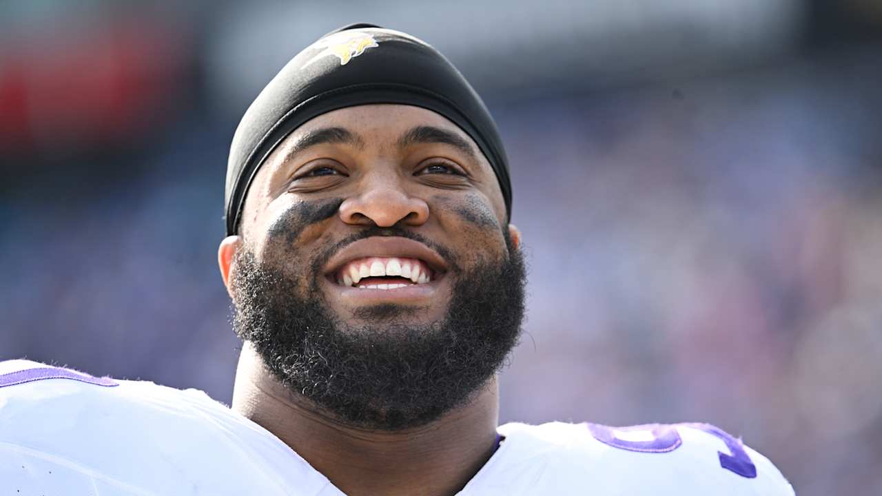 Jonathan Bullard joins the New Orleans Saints | Meet the Team Photos