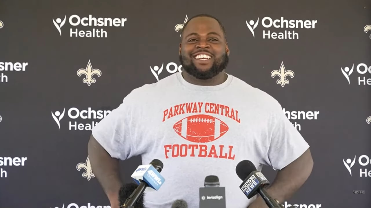 Khalen Saunders on Erik McCoy, playing against new offensive scheme on ...