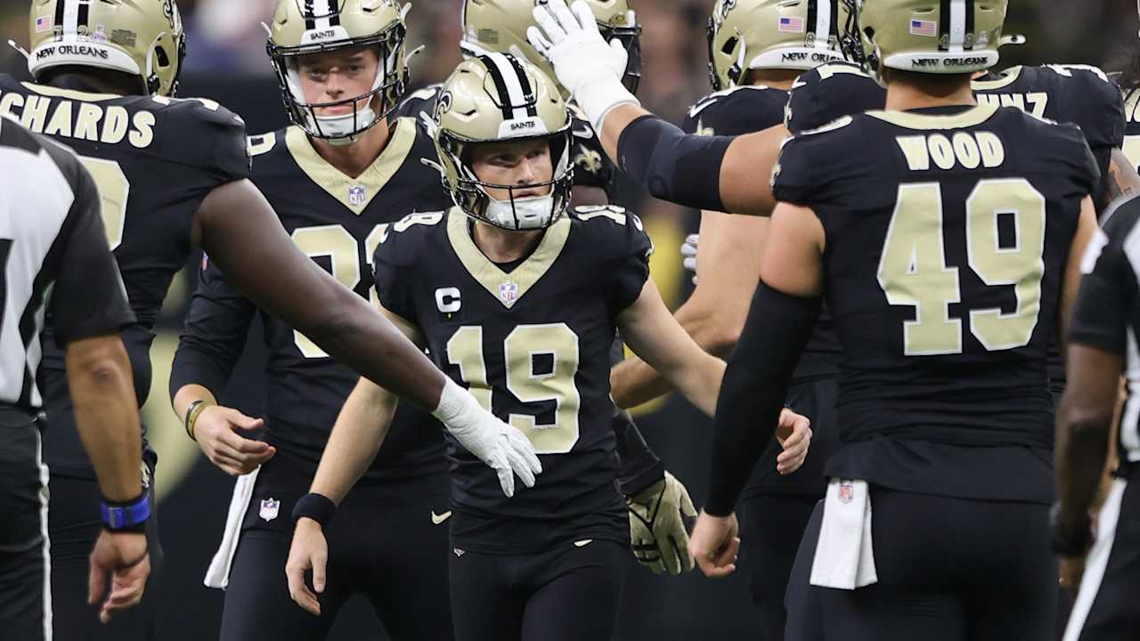 Blake Grupe connects on 54-yard field goal to trim Pats' lead to 25-19