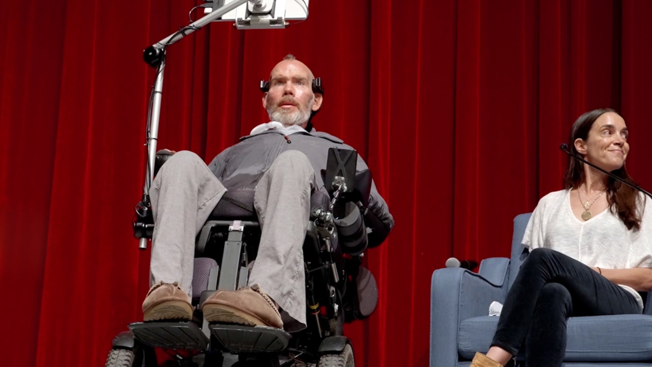 Steve Gleason promotes new book at Tulane Book Festival