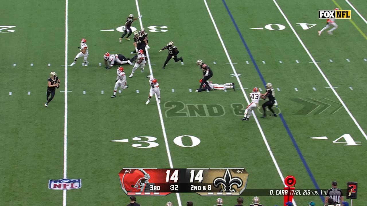 Derek Carr deep loft to Foster Moreau in Browns territory