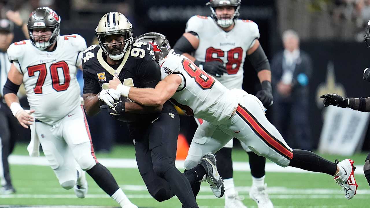 Cameron Jordan intercepts Baker Mayfield off Bryan Bresee deflection