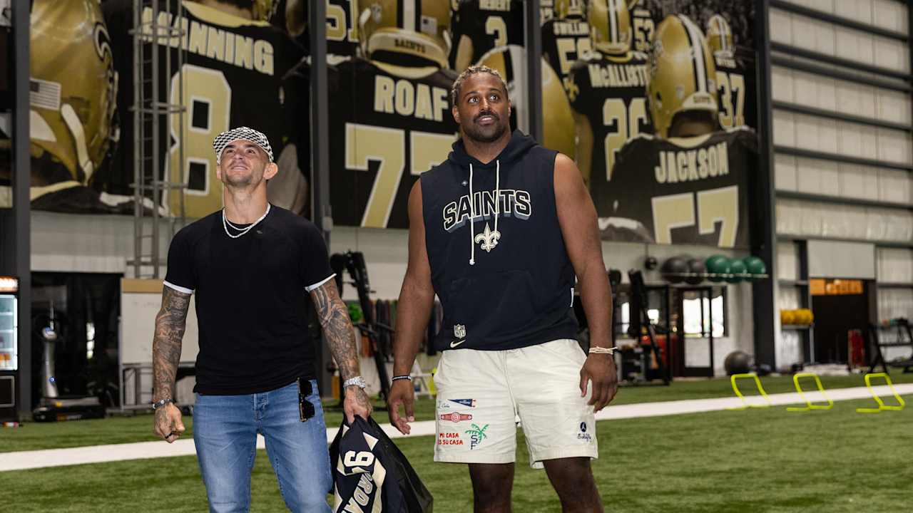 Recap: UFC fighter Dustin Poirier tours Saints practice facility ahead ...
