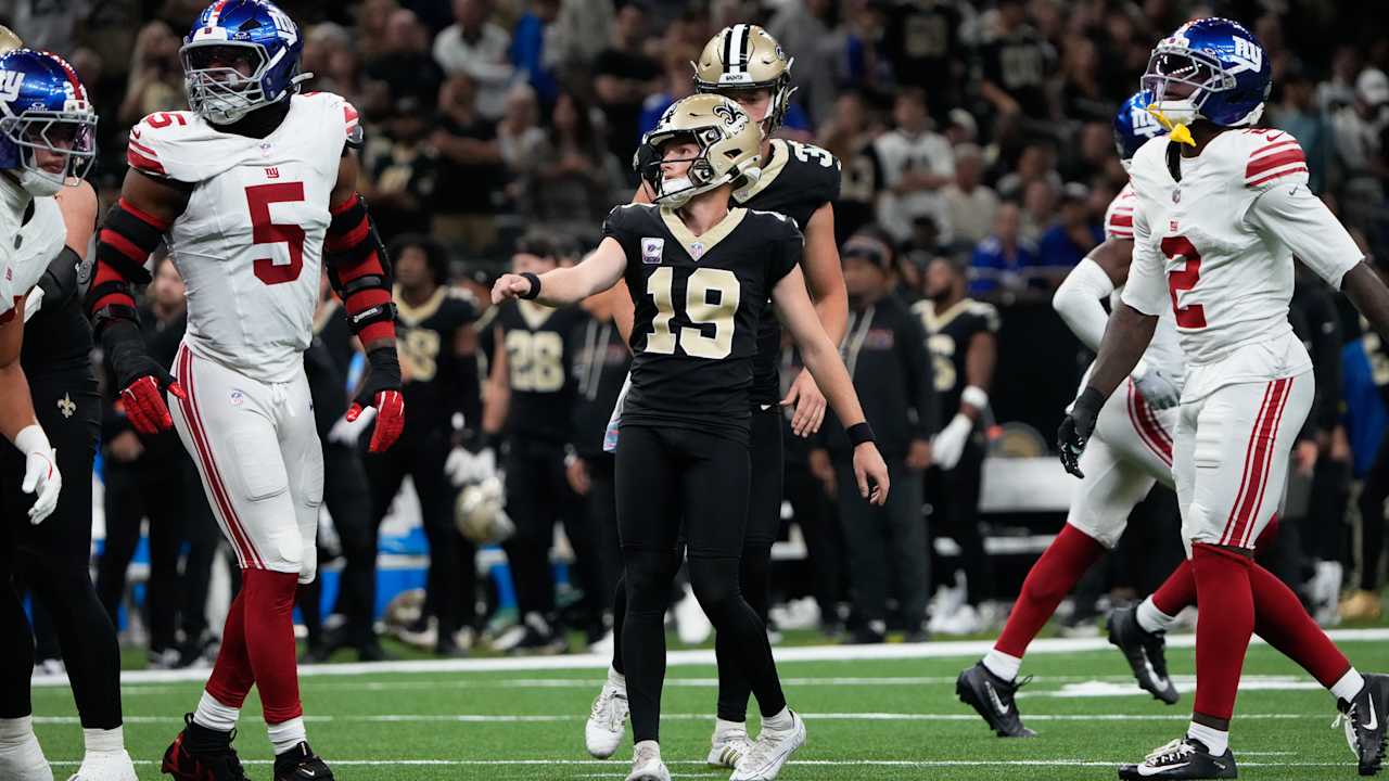 Blake Grupe's 29-yard field goal gives Saints the lead