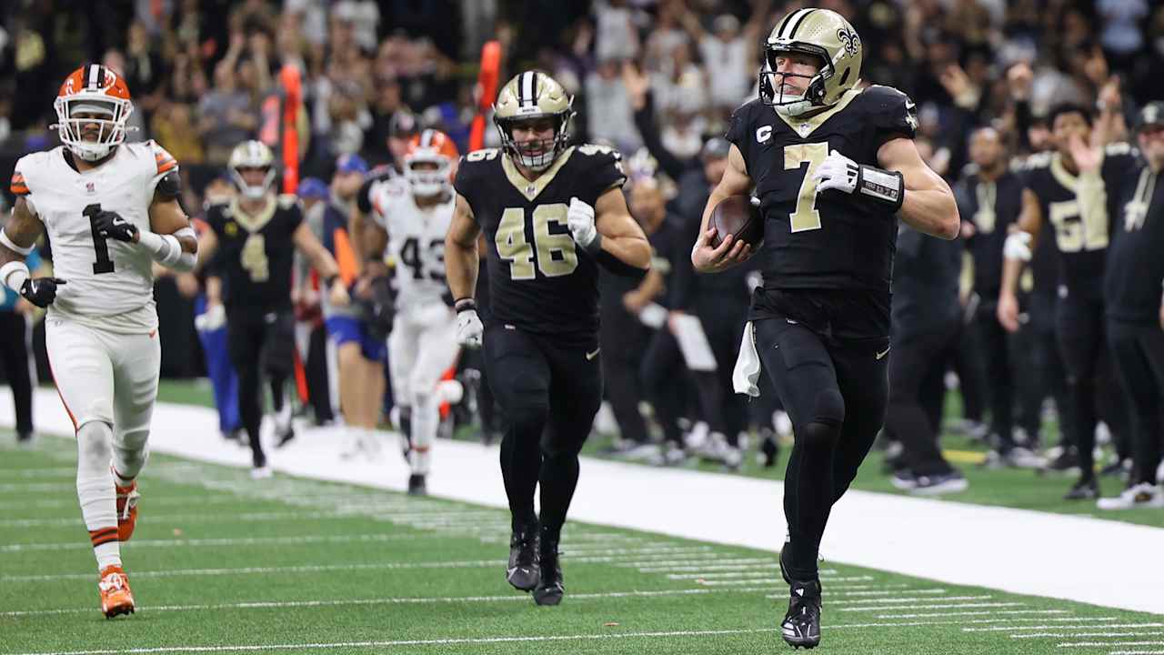 Taysom Hill outruns EVERYONE on 75-yard TD run
