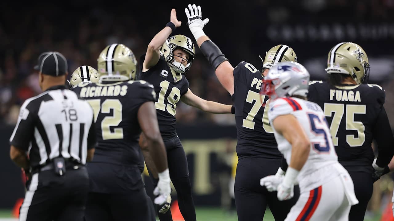 Blake Grupe drills 34-yard FG for first points of the game