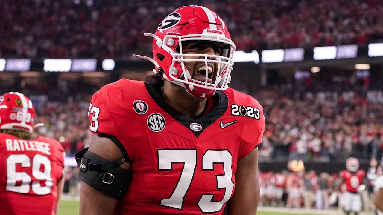 Xavier Truss joins the New Orleans Saints | Meet the Team Photos