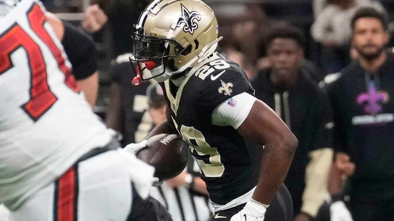 Paulson Adebo intercepts Baker Mayfield