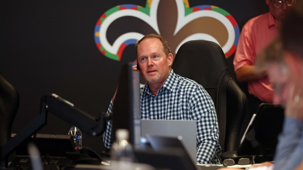 All-Access Photos: Saints draft room calls Day 3 Selections | 2024 NFL ...