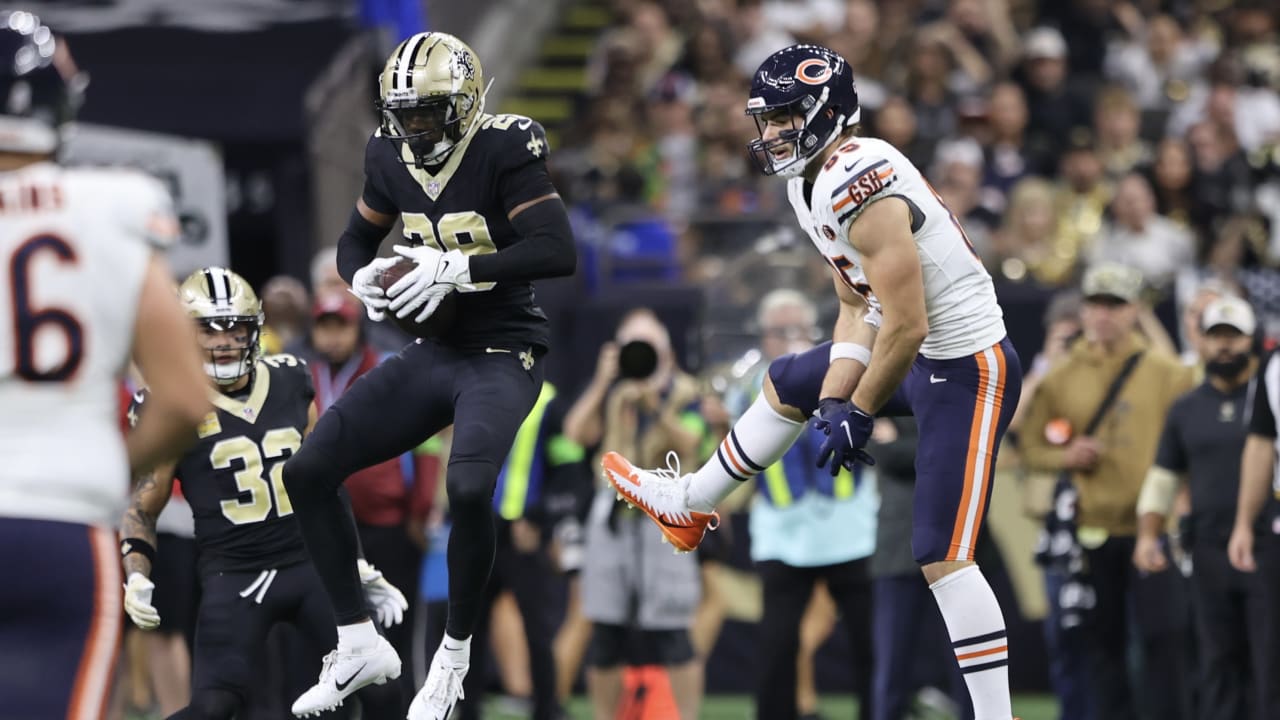 Week 9: Paulson Adebo picks off Tyson Bagent for 3rd INT of season