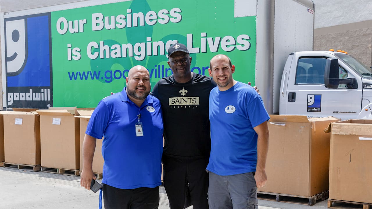 Recap: Pat Swilling, Saints assist with Earth Day electronic recycling ...