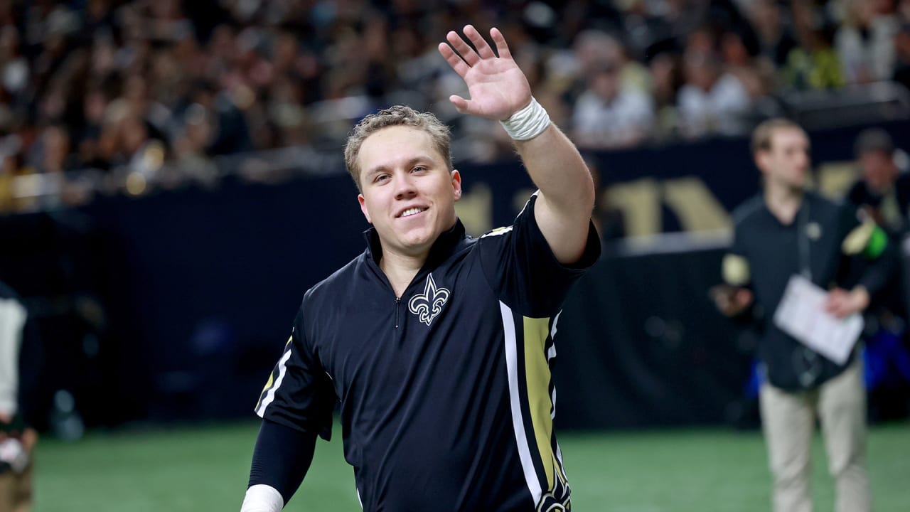 Photos: Dylan A. | 2023 Saints Cheer Krewe