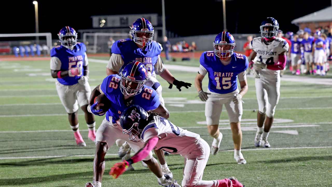 Photos: Pass Christian vs. Moss Point | 2025 Mississippi High School ...