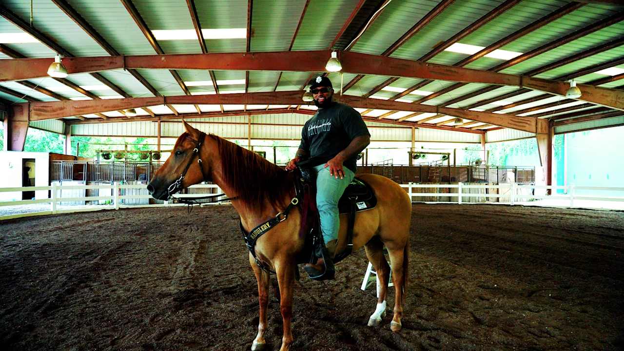 Davon Godchaux goes horseback riding | Trips Around the Gulf presented by Toyota