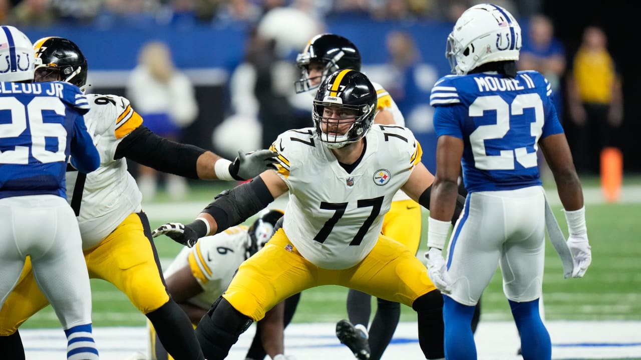 Jesse Davis joins the New Orleans Saints | Meet the Team Photos