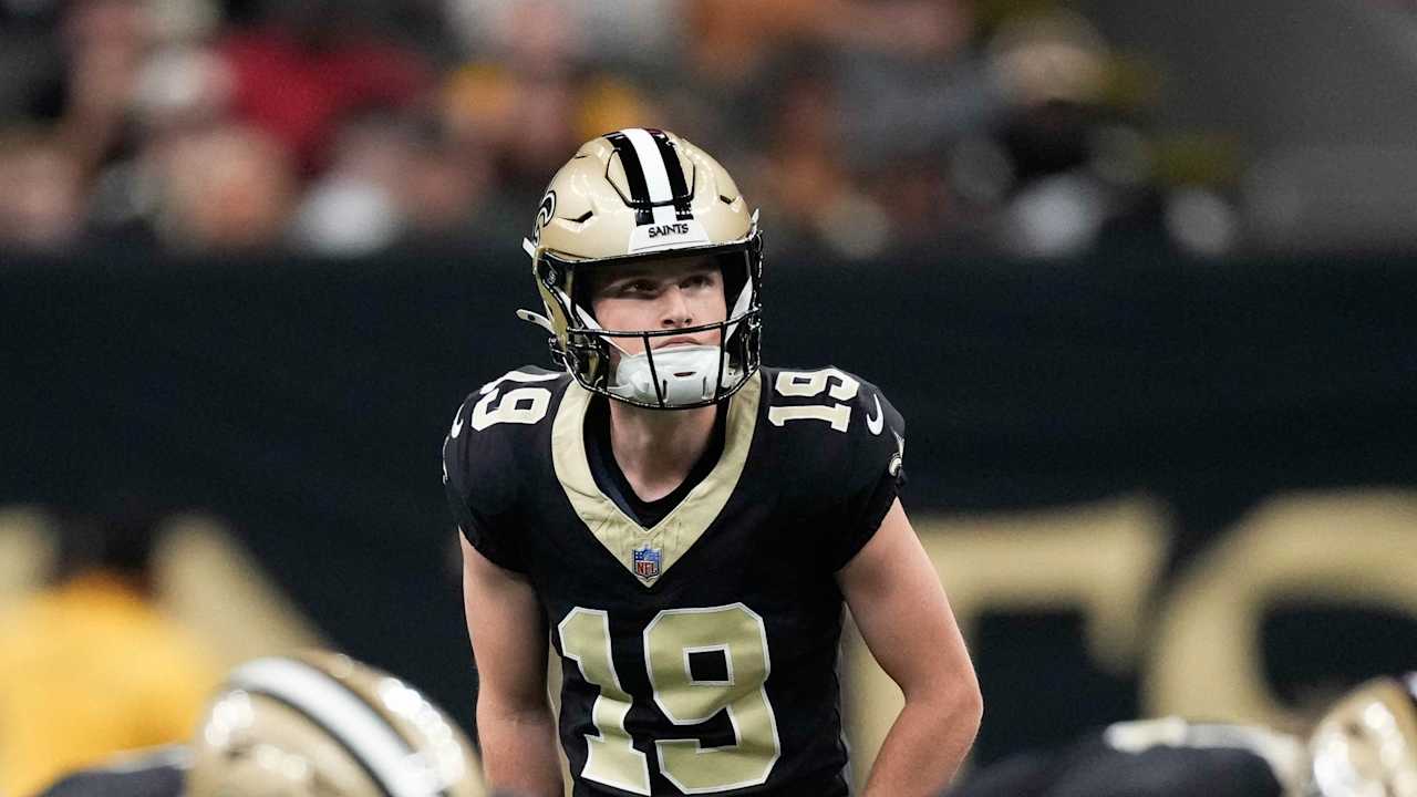 Blake Grupe's second FG puts Saints up by six at the half