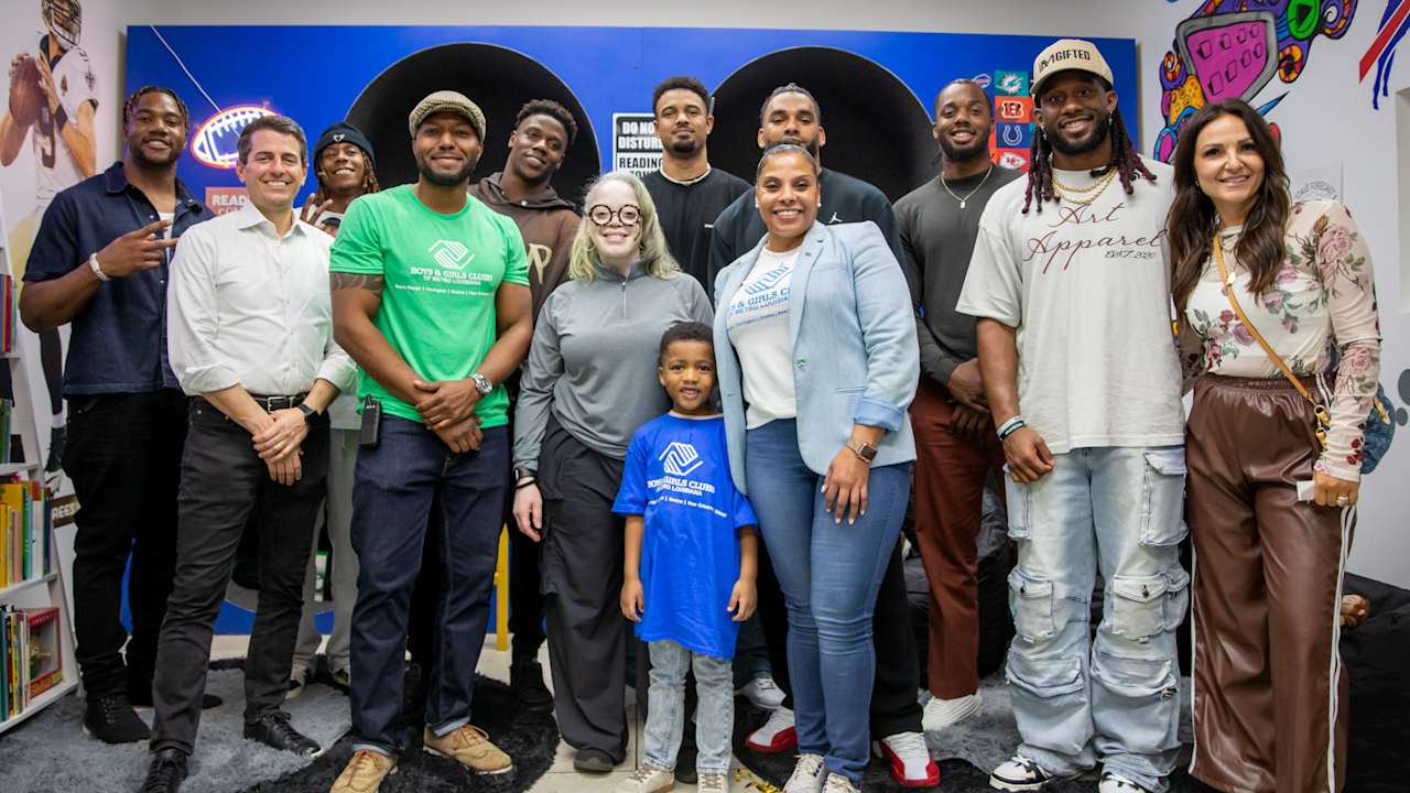 Photos: Saints players, Andre Reed host literacy event at Westbank Boys ...