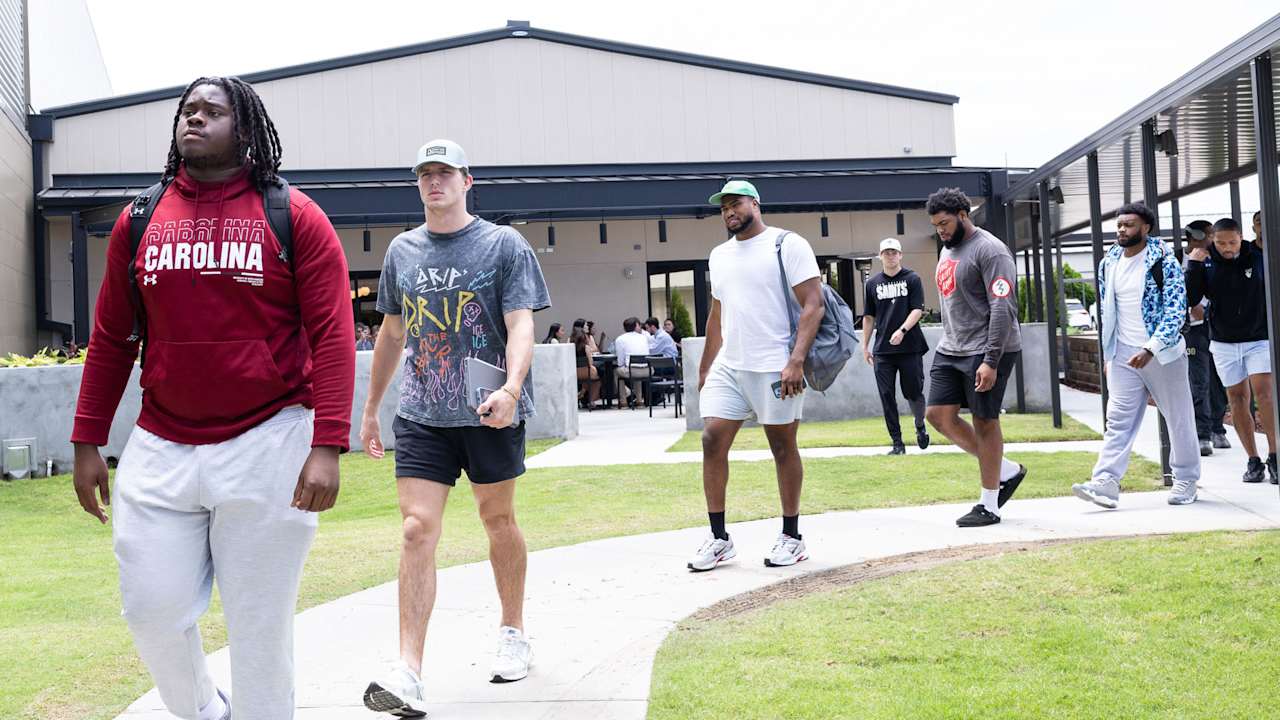 Photos: Rookie Arrivals | 2025 Saints Rookie Minicamp