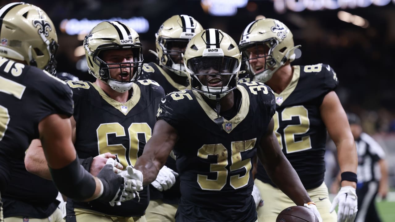 Saints RB Jacob Kibodi trucks in for the TD vs. Titans