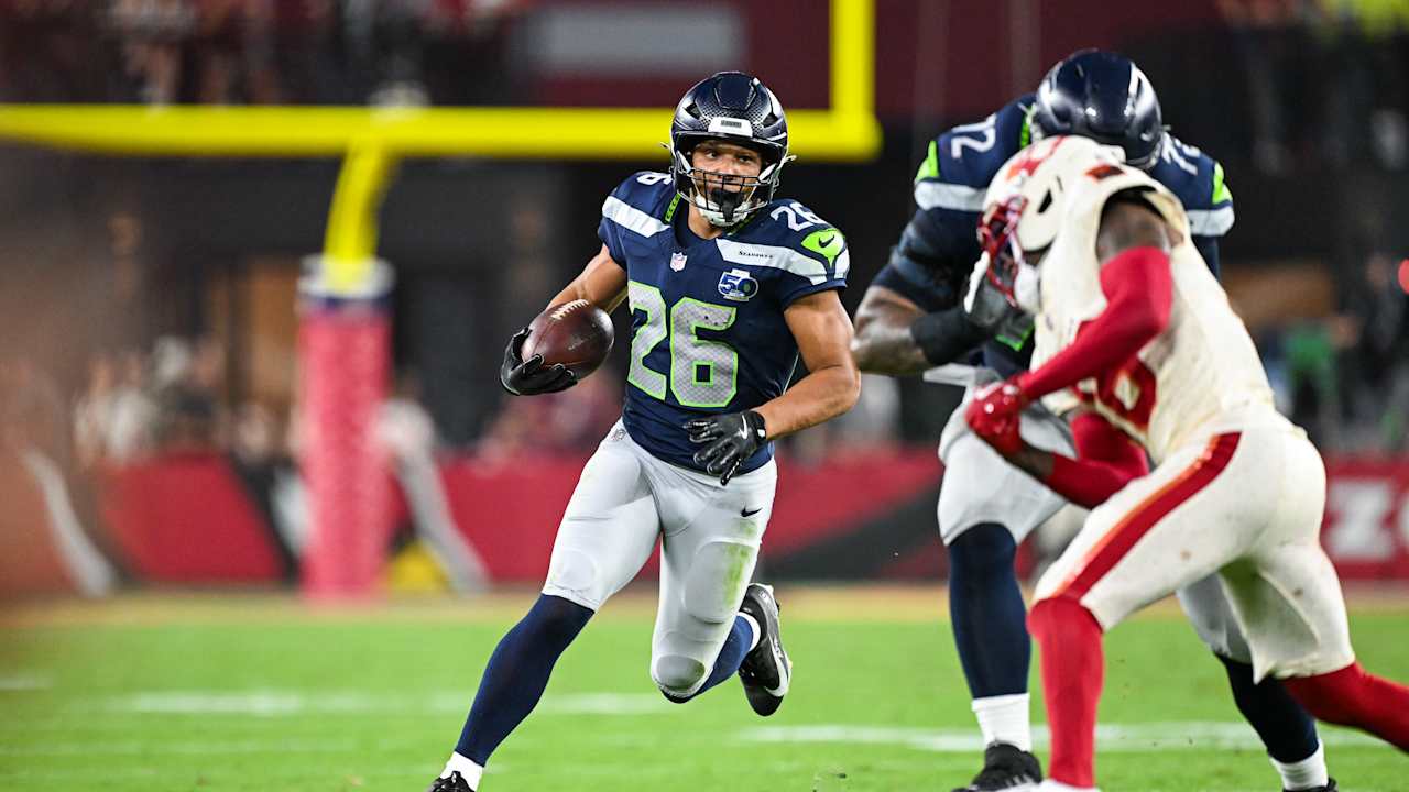 Seahawks Run Game Ran Hot And Cold, But Put Up Successful Rushing ...