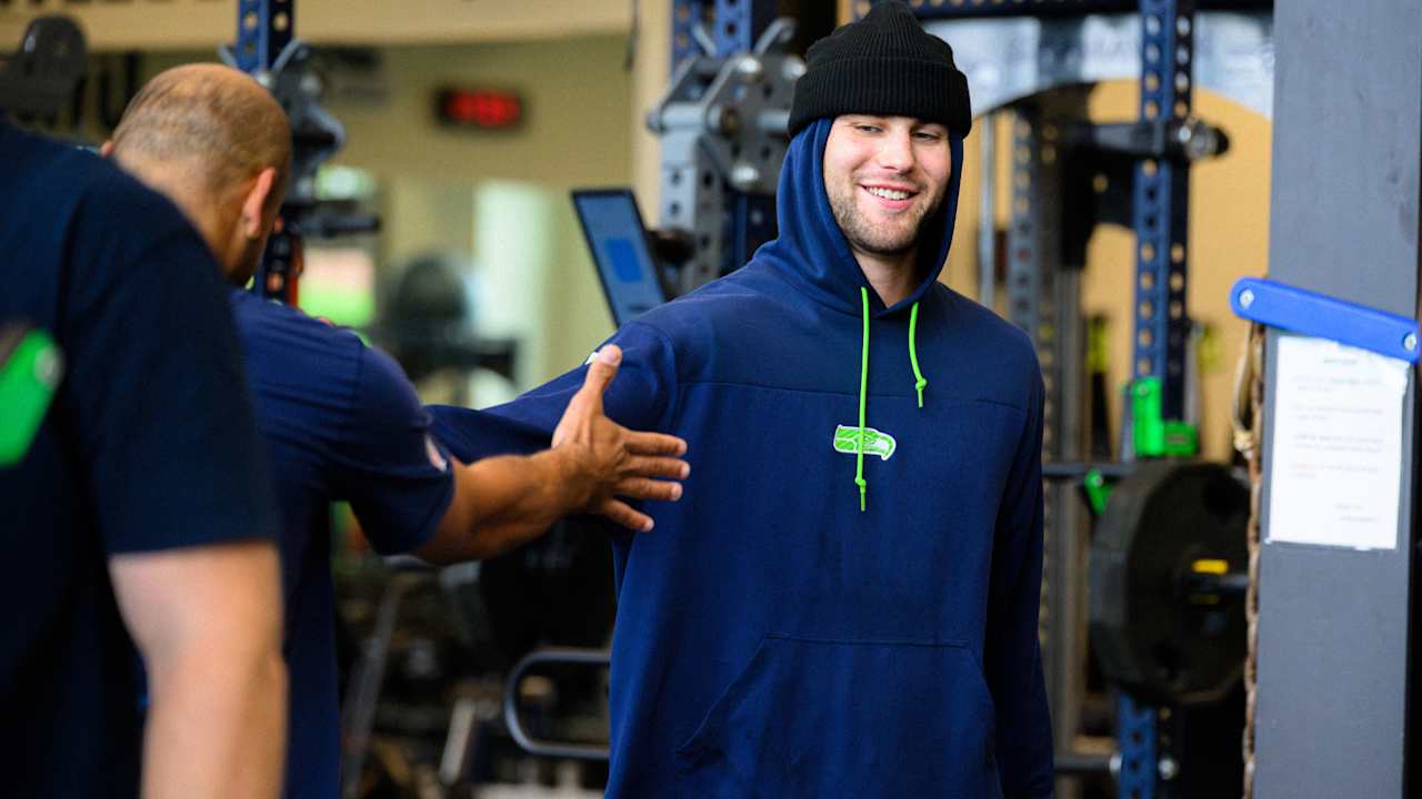 Seahawks TE AJ Barner Optimistic After Offseason Surgeries for 2026 ...