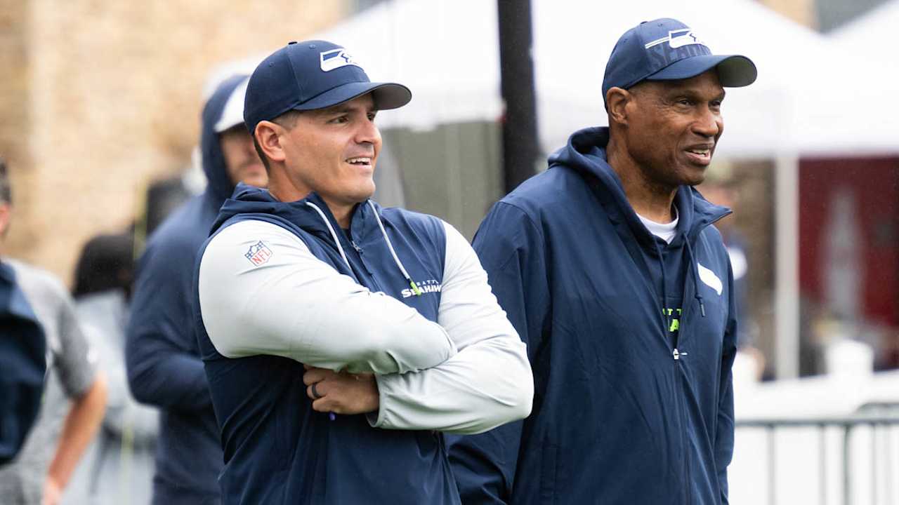 With Seahawks Coach Mike Macdonald & Wife, Stephanie, Expecting Birth ...