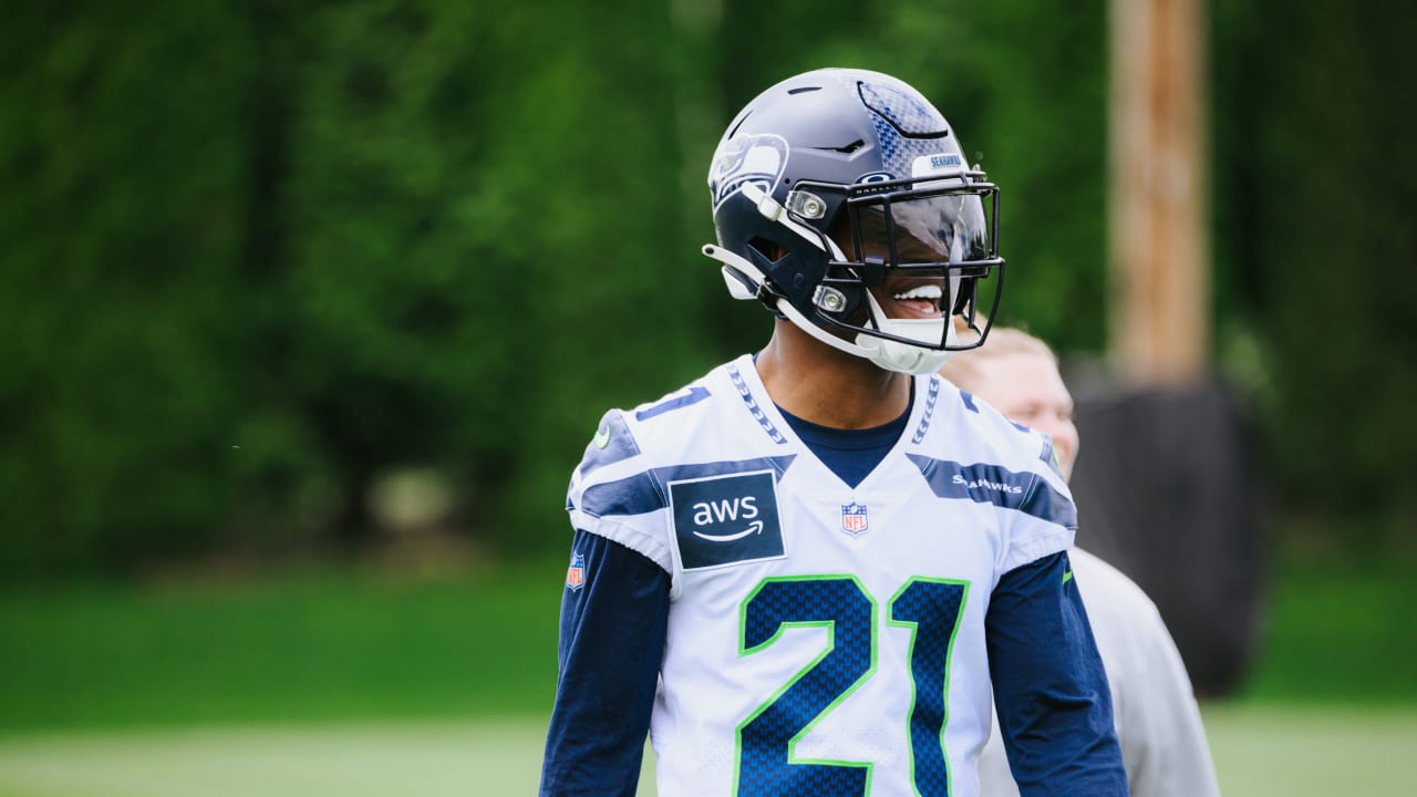 Devon Witherspoon Bringing ‘Outrageous Energy’ & Leadership To Seahawks ...