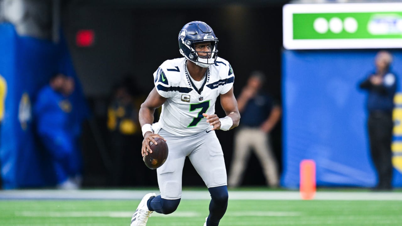 Seahawks QB Geno Smith: “I Definitely Feel A Little Bit Better… We’ll ...