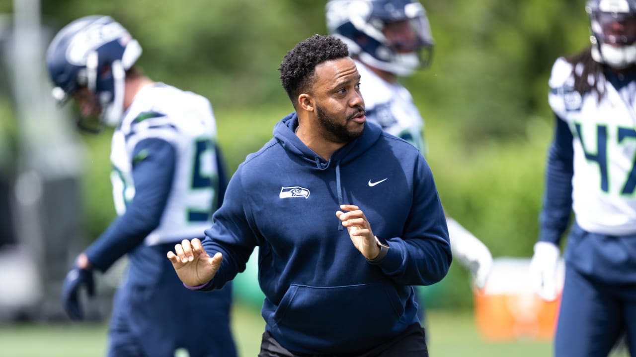 Billy Gresham Chases Coaching Dream While Honoring Longtime Friend ...