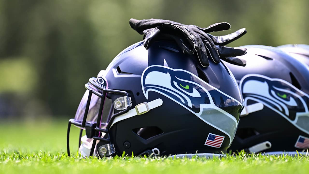 PHOTOS: Seahawks Roster Move Tracker | 2025