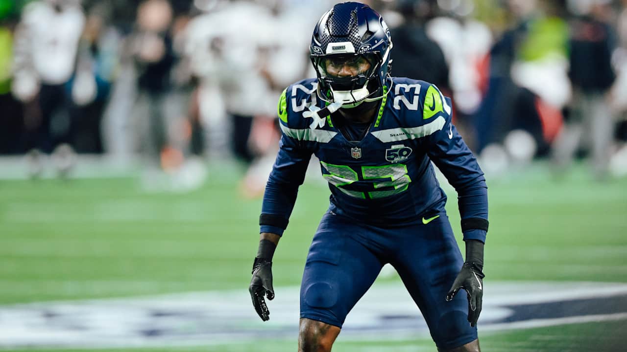Seahawks Sign S D’Anthony Bell To Practice Squad