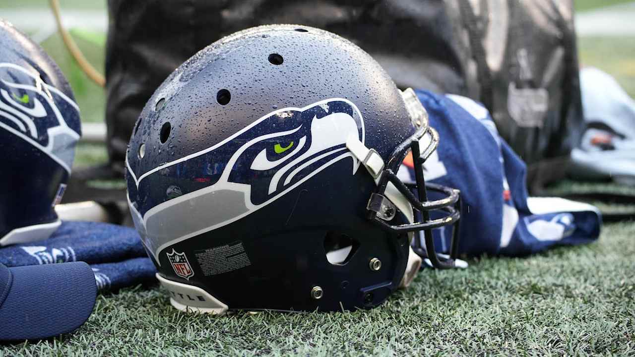 Seahawks Waive CB Artie Burns, Release DE DeVere Levelston from ...