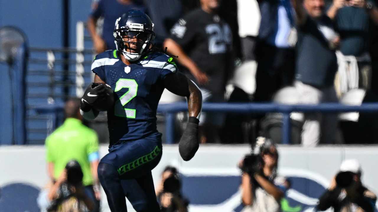 Instant Lookback: Rayshawn Jenkins Returns Fumble 102 Yards For Touchdown