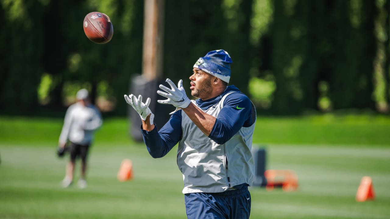 PHOTOS: 12 Frames From Offseason Workouts | Seahawks Participate In ...