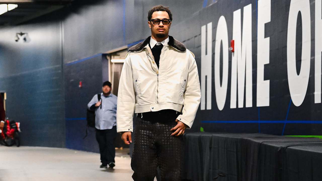 PHOTOS: Seahawks Arrive At Lumen Field For NFC Divisional Round Playoff ...