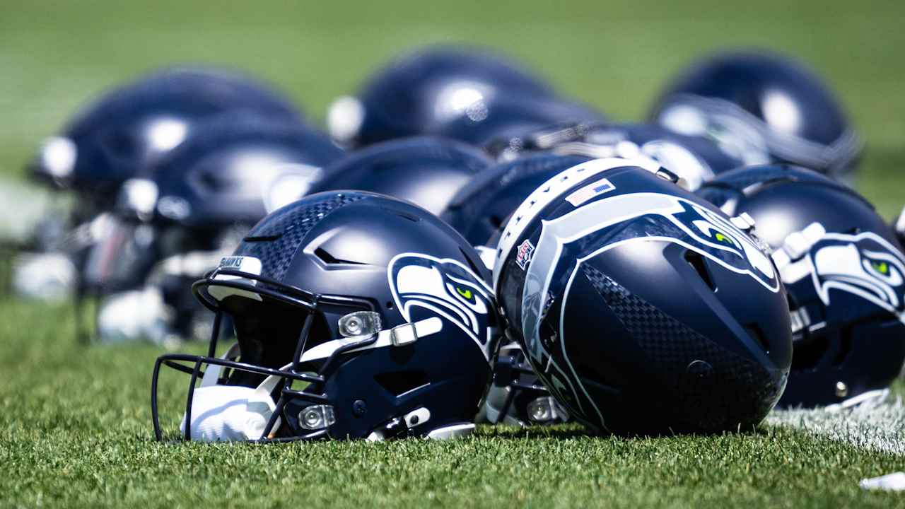 Seahawks Waive DE T.J. Jackson & LB Jackson Woodard