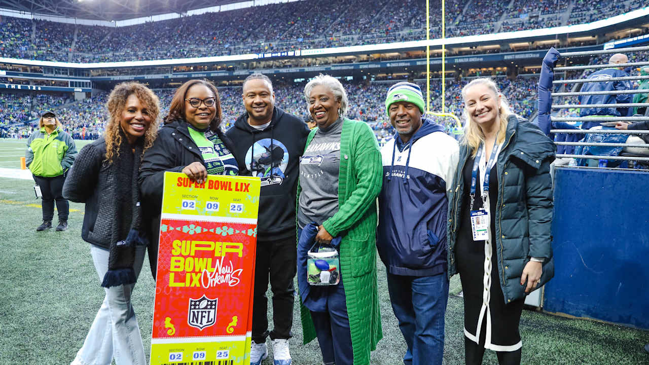 PHOTOS: Seahawks Honor Michelle Merriweather As The 2024 Inspire Change ...