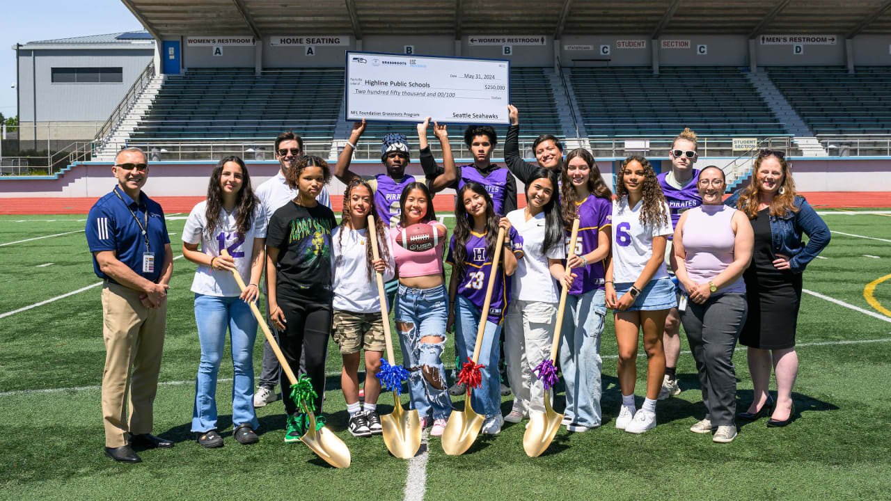 PHOTOS: Seahawks Celebrate Groundbreaking Ceremony At Highline Memorial ...