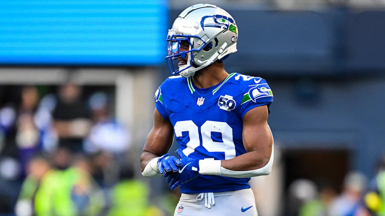 Injury Updates Following The Seahawks’ Week 13 Win Over The Vikings