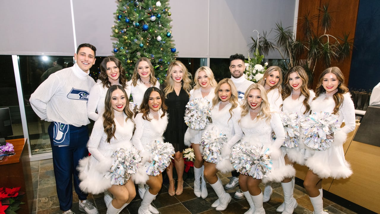 PHOTOS: 35th Annual Seahawks Dancers Holiday Auction
