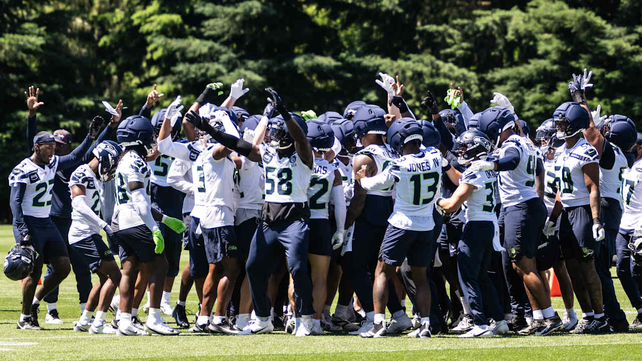 Seahawks Finish Off Minicamp & Prepare For Super Bowl Ring Ceremony