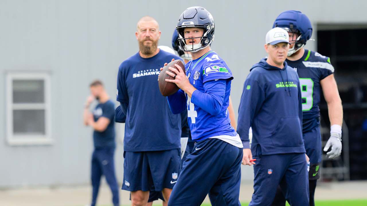 Seahawks QB Sam Darnold Sees ‘Incredible’ Command From New Offensive ...