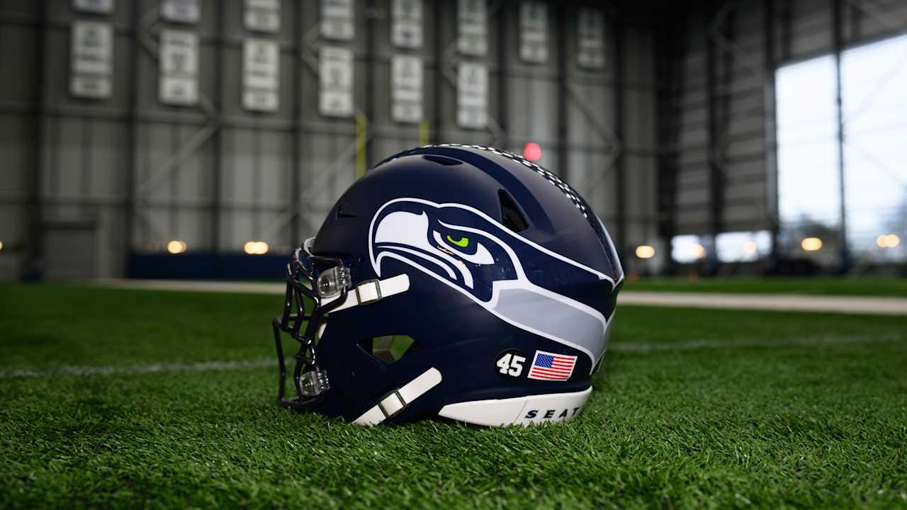 Seahawks To Wear Helmet Sticker Honoring Kenny Easley